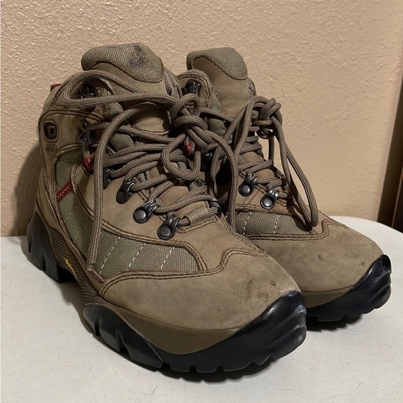 REI | Shoes | Rei Monarch Iii Gtx Walnut Leather Gortex Hiking Boots ...